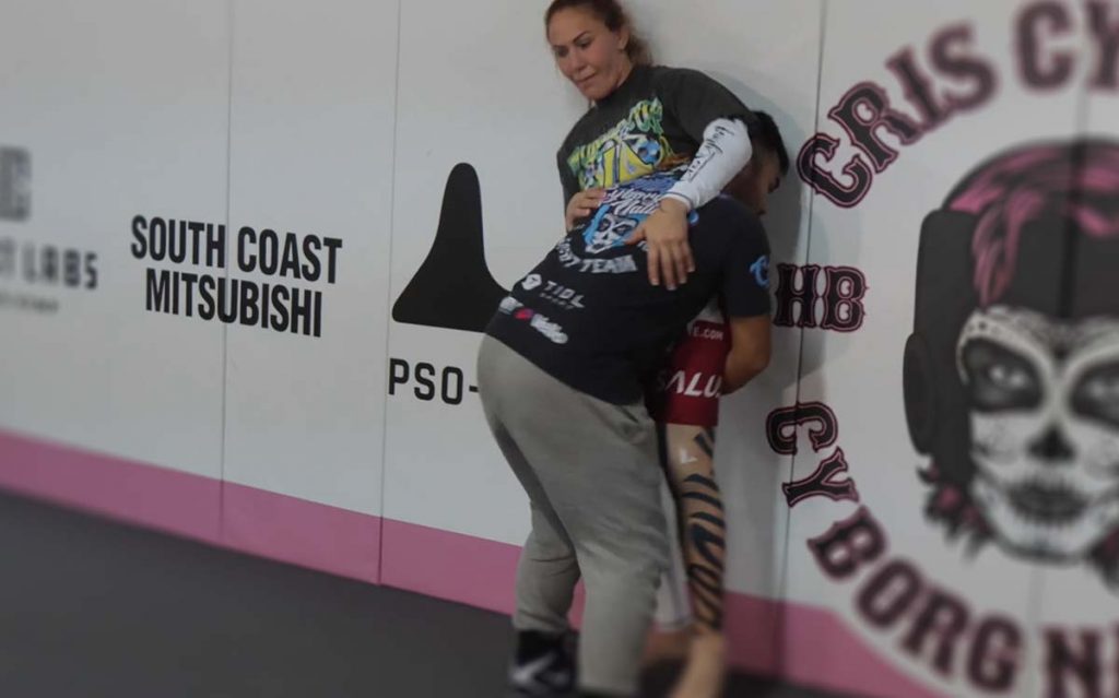 How to do a Double Leg Swing Finish - The Official Website of Cristiane ...